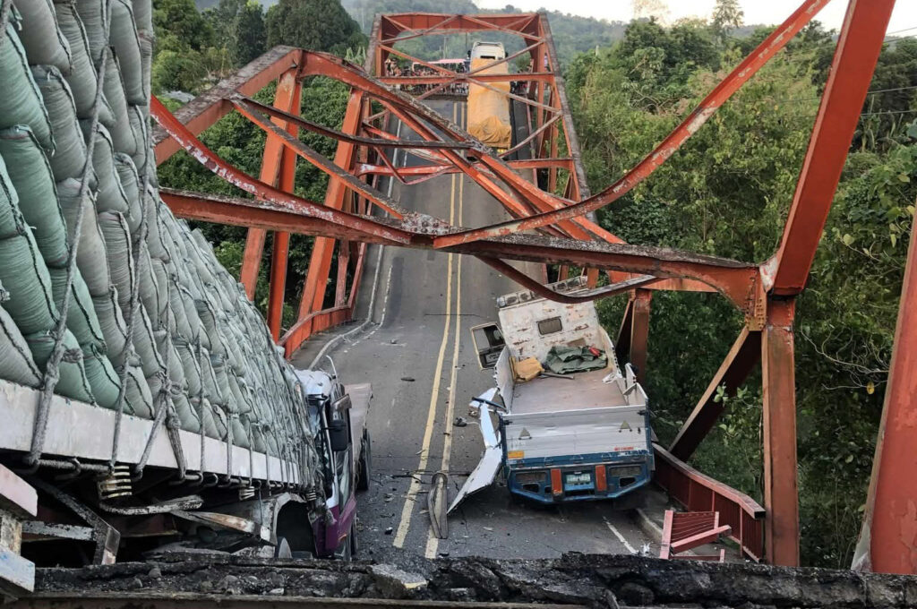 Northern Dispatch | Cagayan mayor on bridge collapse: Overloading is no ...